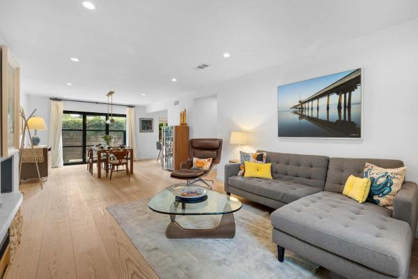New Listing Venice Villa By Colby & Conrad - Santa Monica, CA