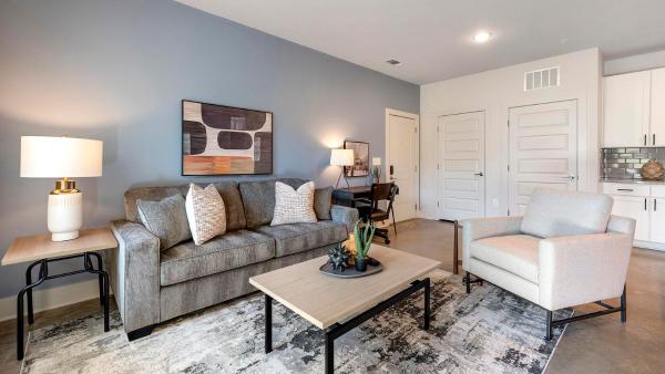 Landing Chic 2bd Clubhouse Pool - Charlotte, NC