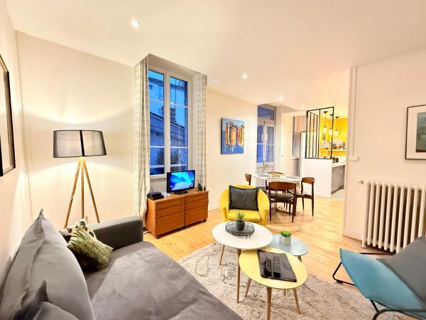 Sejour Premium T3 Hypercentre, Terrasse, Wifi Hotel Style Stay T3 City Center Terrace Wifi - Nieul-sur-Mer