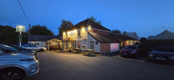 The Carpenters Arms - Highclere