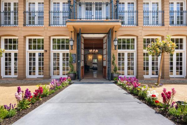 Sonoma Stonehouse Hotel - Santa Rosa, CA