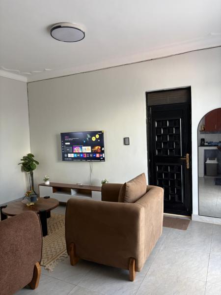 A-grade Living-wifi & Parking - Kampala
