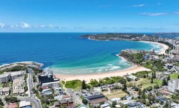 Freshwater Coastal Retreat 3br Apartment - Sydney