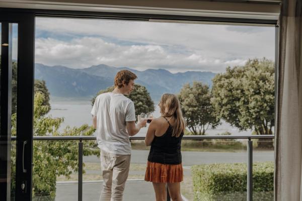 Mountain Views Beachfront Central Kk0200 - Kaikōura