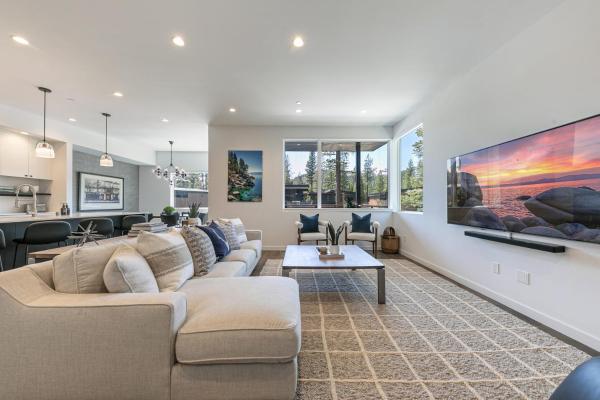 Starfall Run At Palisades By Tahoe Getaways - Luxury 3br W Ski Shuttle, A/c & Bonus Room! - Olympic Valley, CA