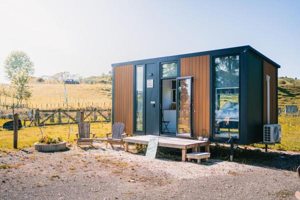 Stone Cabin By Tiny Away - Stratford