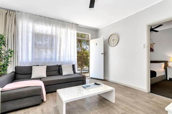 Walk To Beach And Cafes Near City And Airport - Glenelg