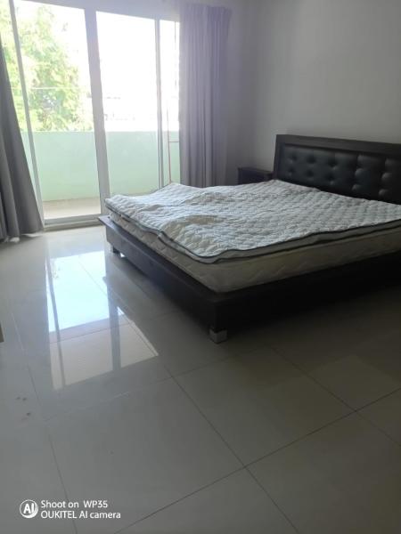 Black Line Bar&apartaments - Pattaya City