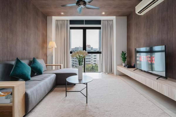 Stylish Muji Inspired Lumi Tropicana Apartment With Kl Skyline View Ps4 Console And Board Games B-22 - Sungai Buloh