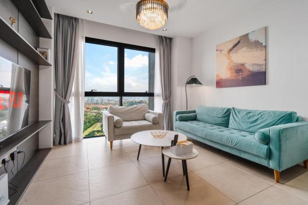 Stylish Lumi Tropicana Stay With Golf Course View Ps4 And Fun Board Games A2-11 - Petaling Jaya