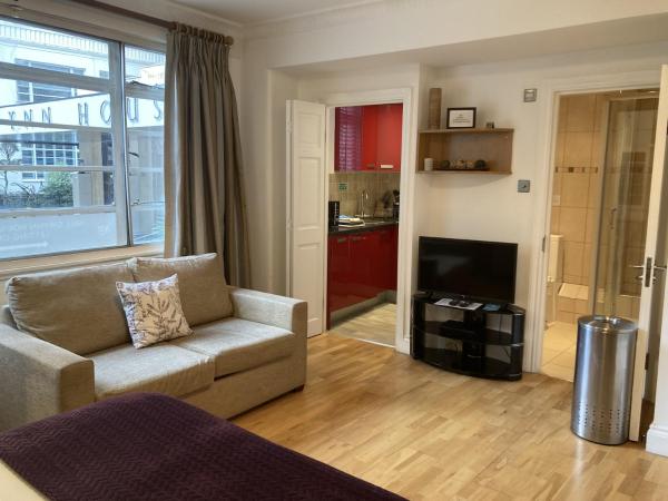 Nell Gwynn House - Cosy, Bright, Studio Apartment, Sloane Square, London - Marylebone