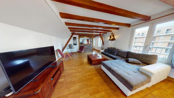 Apartment On Rue Saint-nicolas With Terrace - Le Havre