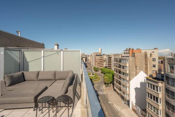 Modern Apartment With Private Rooftop - Ostende