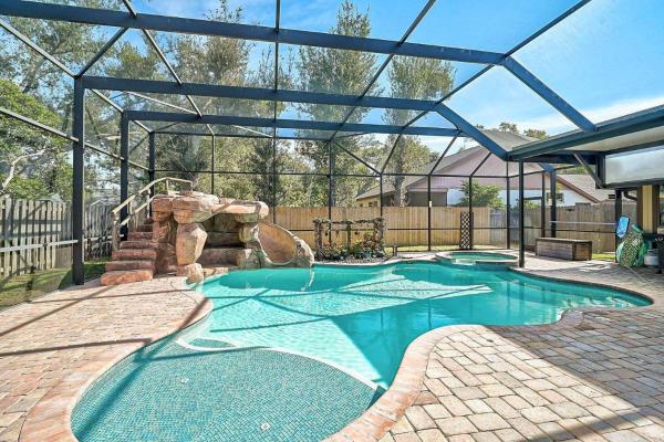 Cypress Lake Pool Home - Sarasota, FL
