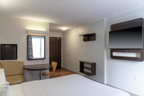 Motel 6 Airdrie - Airdrie