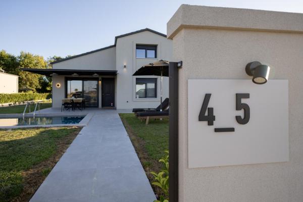 Kalimera - Seaside Villa - Private Pool & Parking - 