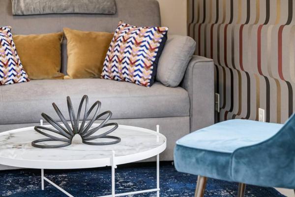 Cozy And Stylish Stay In Mountain View Condo - Canmore