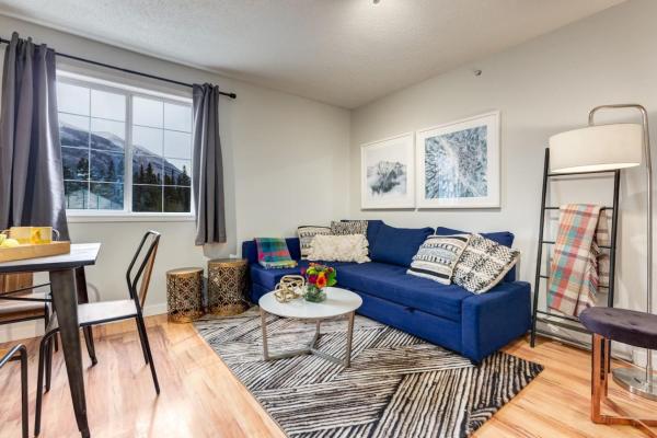 Delightful 2br Mountain Escape In Canmore - Canmore