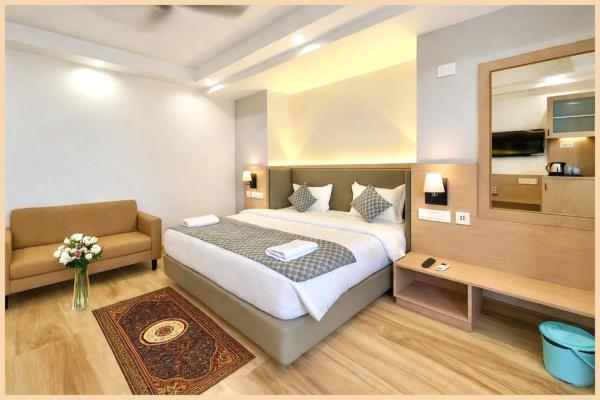 G-resort-sea View - Marine Drive, Puri Air-conditioned Rooms With Balconies, Pool, Restaurant, & Free Wi-fi - Luxury Hotel Inn - Puri