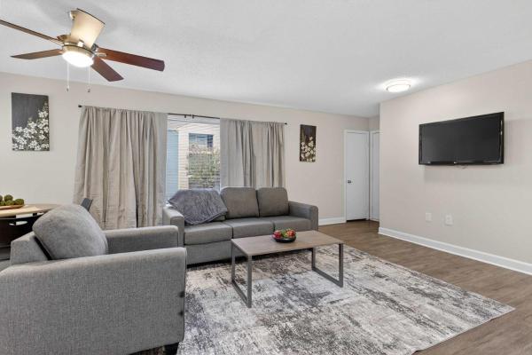 New Seasonal Comfort Near Usc And Riverwalk Trails - Columbia, SC