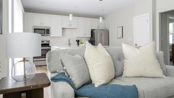 Landing Apartments - Zora University - Concord, NC