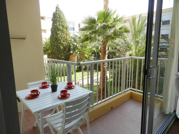 Appartement Spacieux Avec Piscine Et Parking Près De La Plage - Fr-1-251-906 - Île du Levant