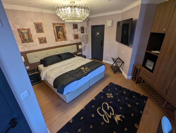 Empress Boutique Hotel Suites - Rotherham, UK