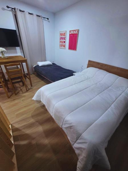 Las Huellas Del Viajero - Badajoz