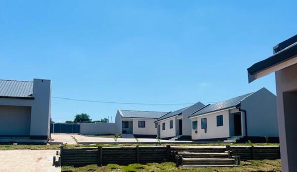 The Umbrella Shade - Ulundi