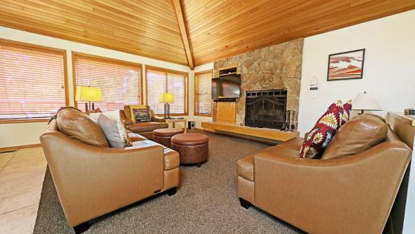 Red Cedar 53 - Sunriver, OR