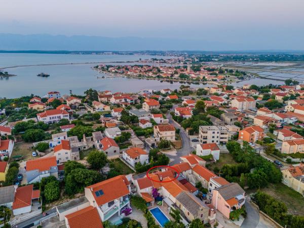 Holiday House With A Parking Space Nin, Zadar - 25006 - Nin