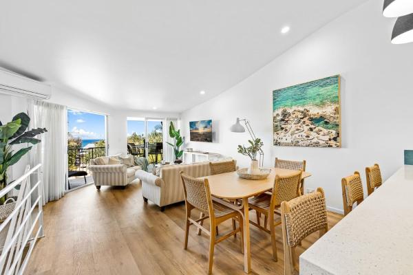 3 Andari, Sunshine Beach ~ Modern Apt, 1 Min Beach - Noosa Heads