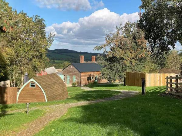 The Orchard - Ukc7804 - Welshpool