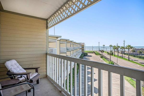 Ocean View Top Floor - Cruise Parking - 2 Pools - Hottub - Gym - Tennis - Shoreline Stays 9327 - 갤버스턴