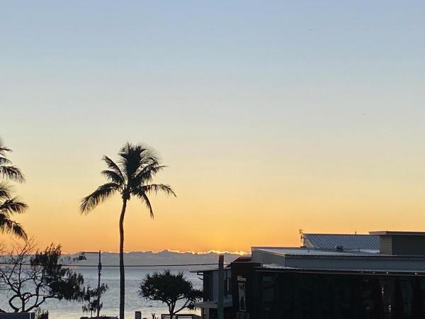 Private 2-bedroom Apartment In The Aegean Resort - Alexandra Headland