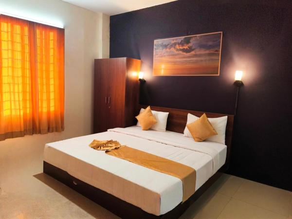 Lutino Hotels Nearby Loutas Convention Hall & Koshys Hospital Tc Palya Main Road Ramurthynagar Bangalore - Bangalore