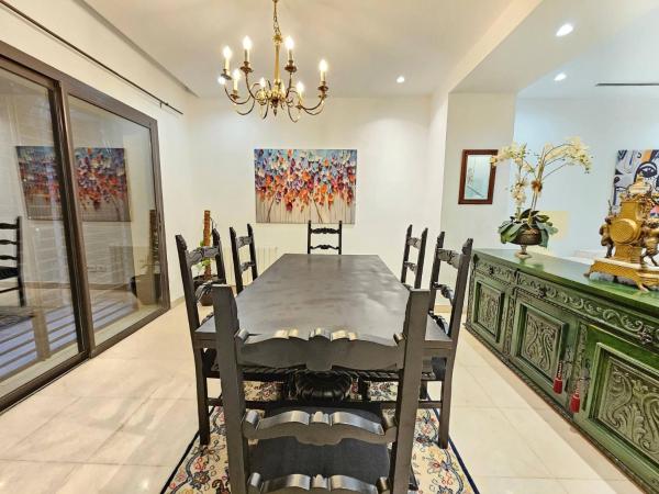 Refined Villa In The Heart Of La Marsa With Garden - Tunisie
