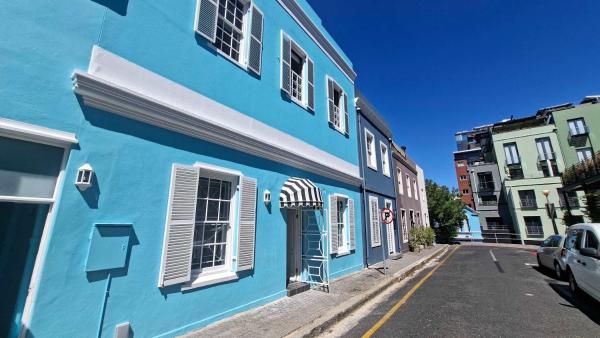 Blue Townhouse De Waterkant Stay - Cape Town