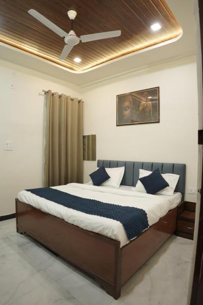 Hotel Aashray - Bareilly