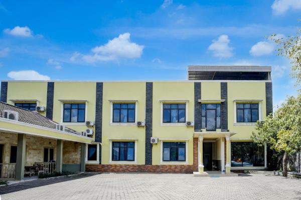 Hotel O Near Universitas Widya Dharma Formerly Nugraha Residence - Palembang