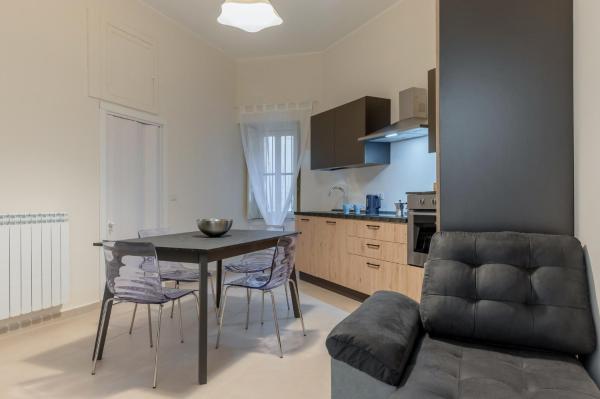 Guesthost - Sorriso Acese - Classy Apartment With Parking - Acireale