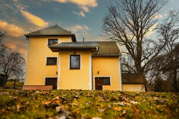 Penzión Pri Kaštieli Záturčie - Slovakia
