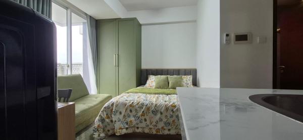 Comfortable Studio At West Vista Apartment - Jakarta