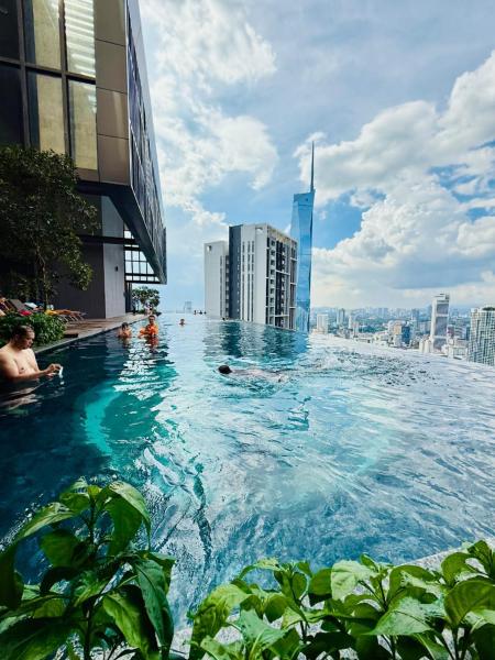 Lucentia Residence Infinity Pool With Netflix - Bukit Bintang