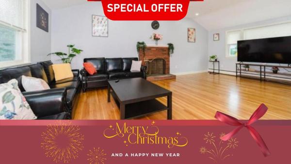 17 - 4br Randolph - Cozy Single House - Brockton, MA