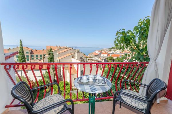 Apartments Natasa - Tučepi