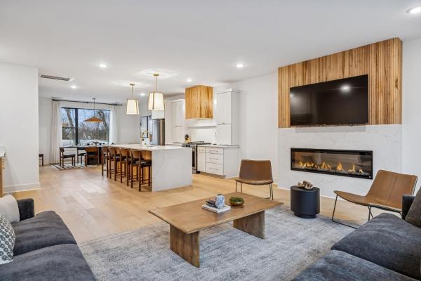 New Modern Nashville Escape With Rooftop Hot Tub - Nashville, TN