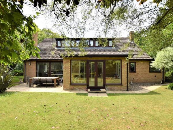 4 Bed In Cromer Oc-kt116 - Cromer