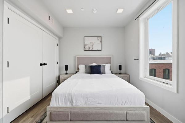 Bright Urban Studio, Fully Furnished - Philadelphia, PA
