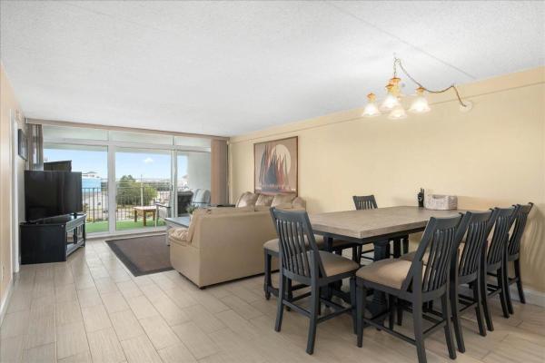3 Bedroom Spacious English Towers Condo With Indoor Pool! - Ocean City, MD